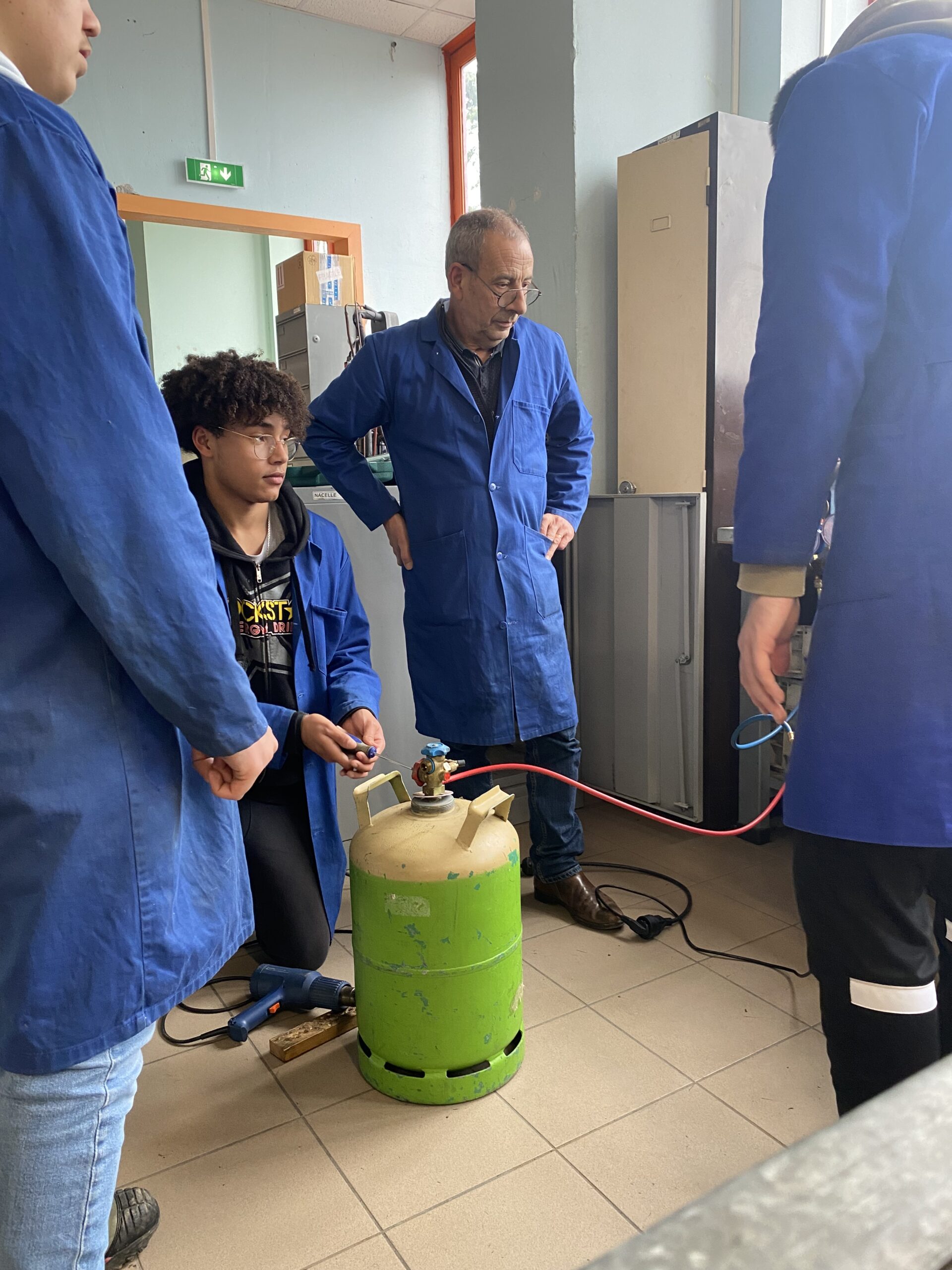 BAC PRO Métiers du Froid et des Énergies Renouvelables (MFER) - Giel ...