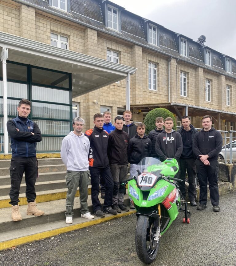 BAC PRO Maintenance des Véhicules : Moto - Giel Don Bosco